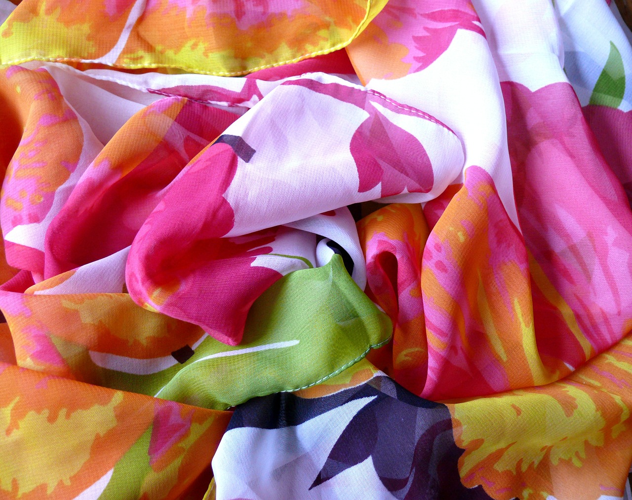 Lola Karimova Tillyaeva | 7 Colorful Things to Know about Traditional ...